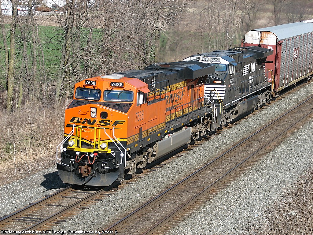 BNSF 7638 NS31M west of Butler